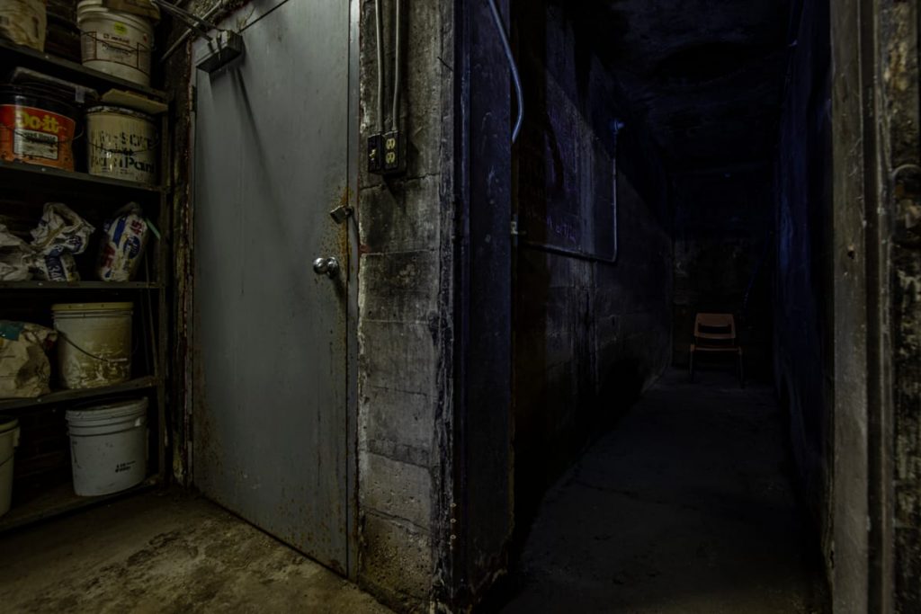 Farrar Schoolhouse Haunted and Abandoned Iowa School - HUS