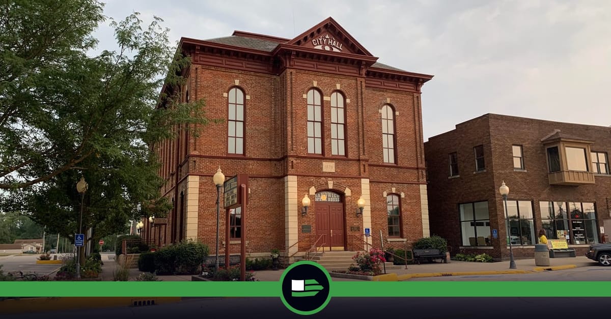 Sandwich Opera House Most Haunted Theater In Illinois - HUS