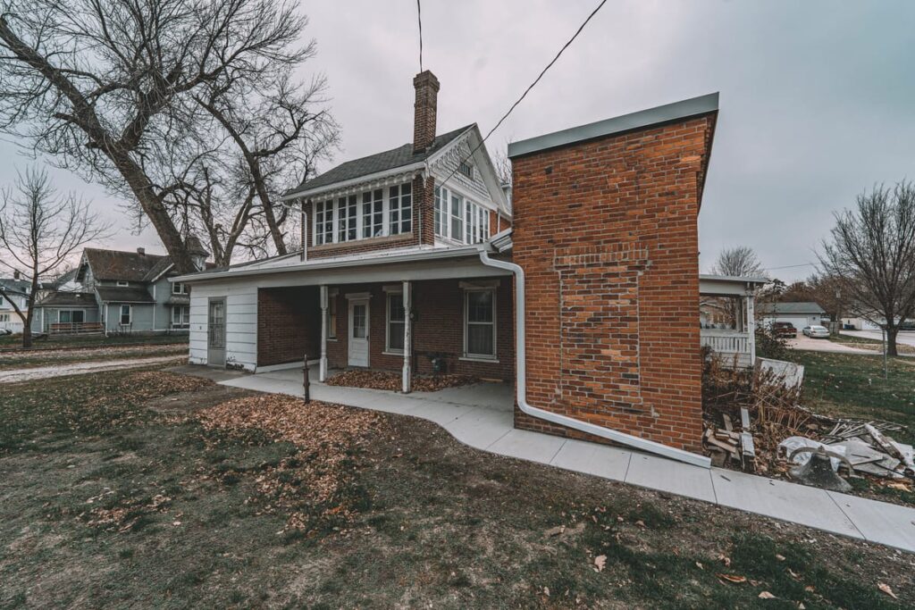 Explore the Haunted Horridge House Museum's Spooky History